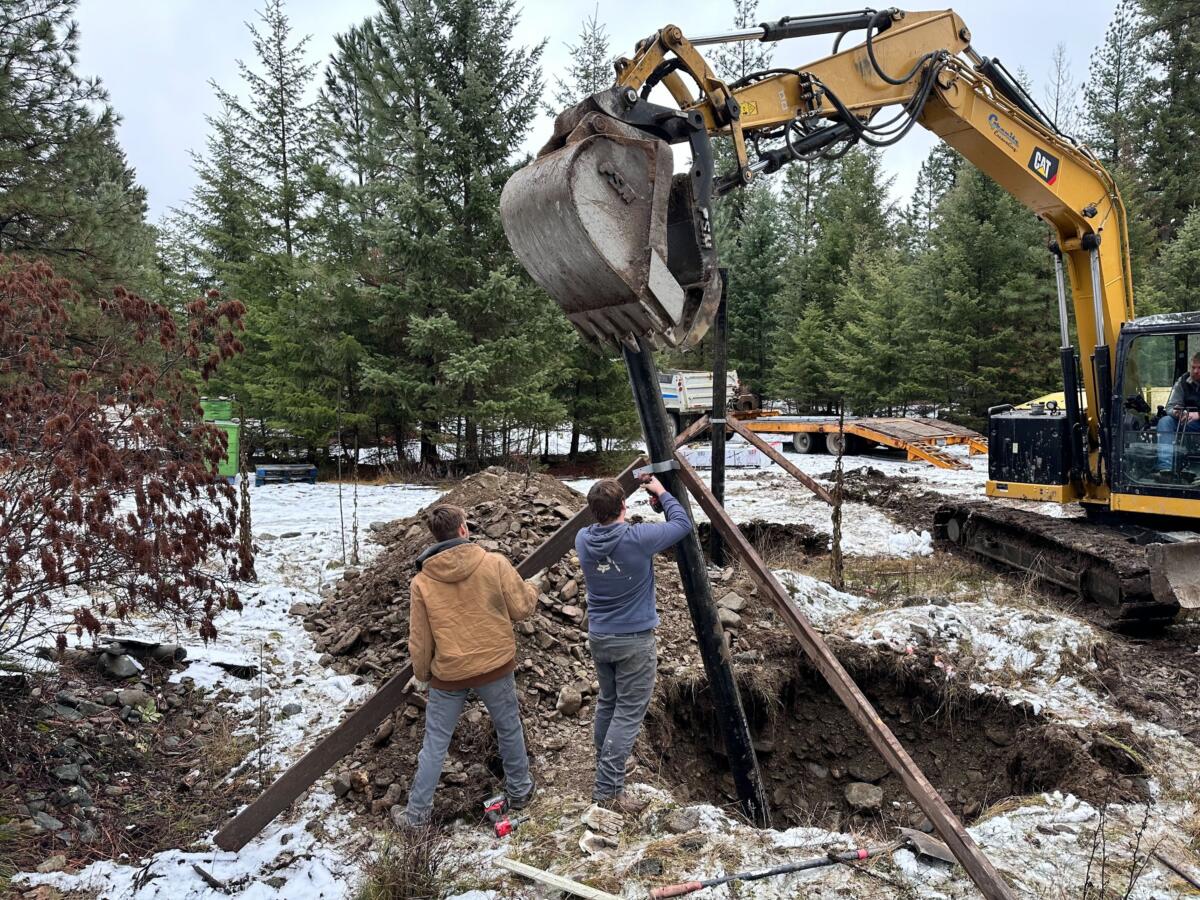 Pole Mount Installation: Tips and Best Practices - MT Solar