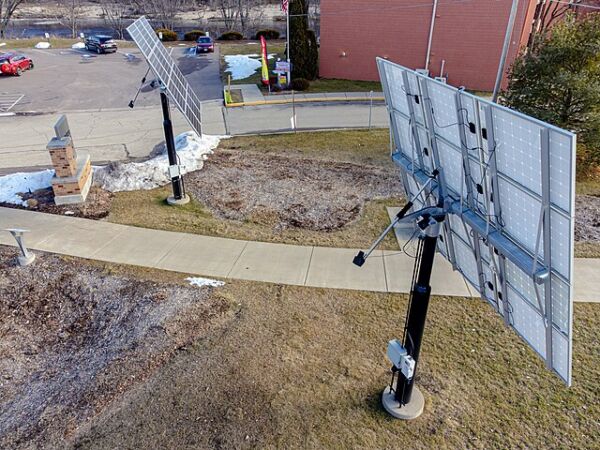 Automatic Solar Trackers vs. Manual Solar Trackers - MT Solar